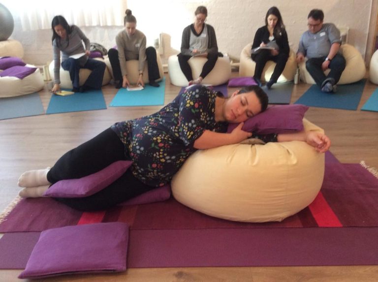 Active Birth Centre - Relaxing During Early Labour - Active Birth Centre